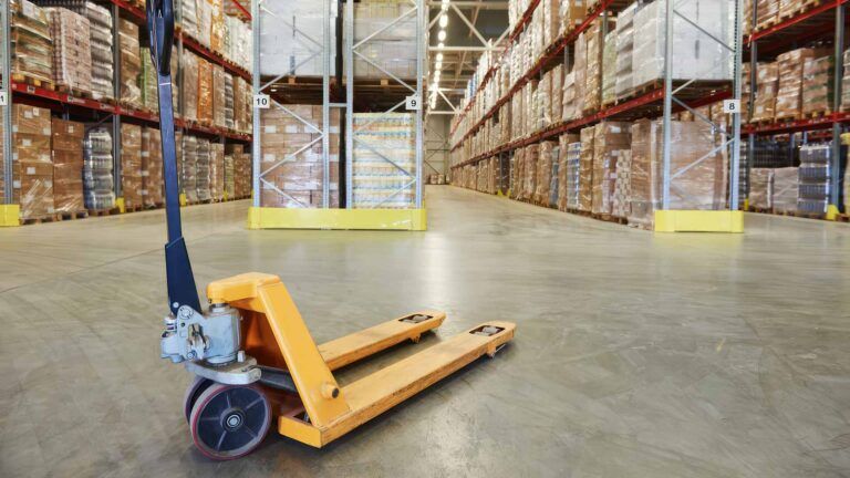 Warehouse Capacity: Calculate And Maximize Storage Space